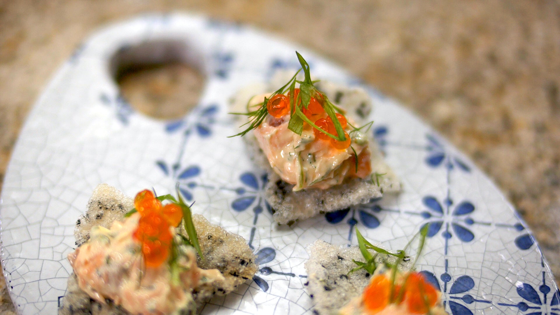 Salmon Rillettes & Crispy Rice Chips – La Boîte